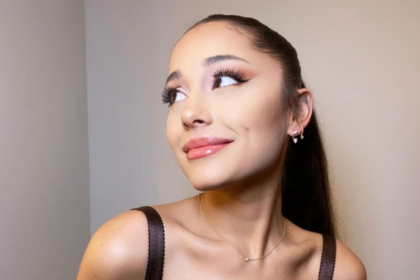 Ariana Grande fans emotional as she celebrates achievement with...