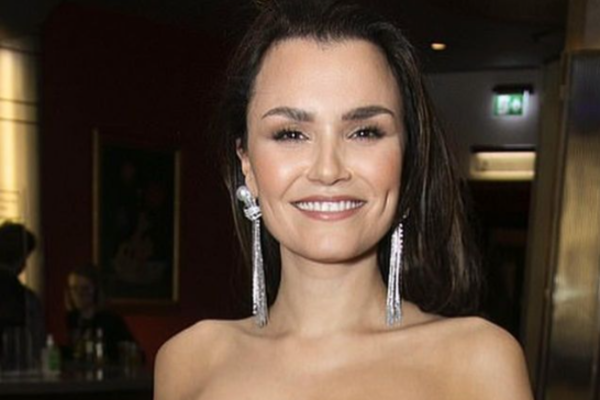 Les Misérables actress Samantha Barks reveals she’s pregnant...