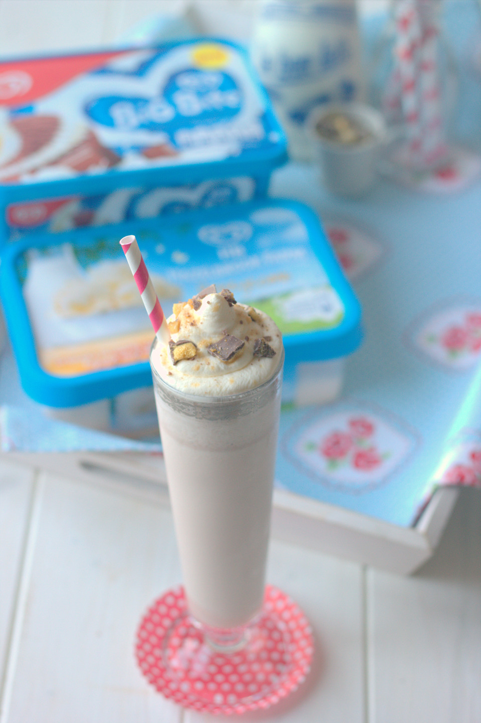 Chocolate honeycomb milkshake | MummyPages.uk