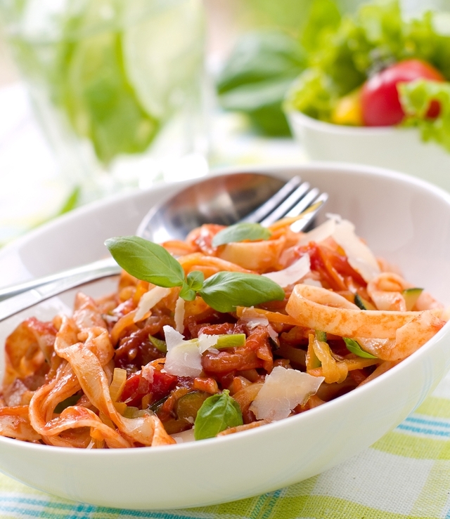 Tagliatelle with vegetable ragu | MummyPages.uk