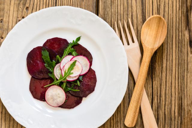 Beetroot carpaccio with radish | MummyPages.uk