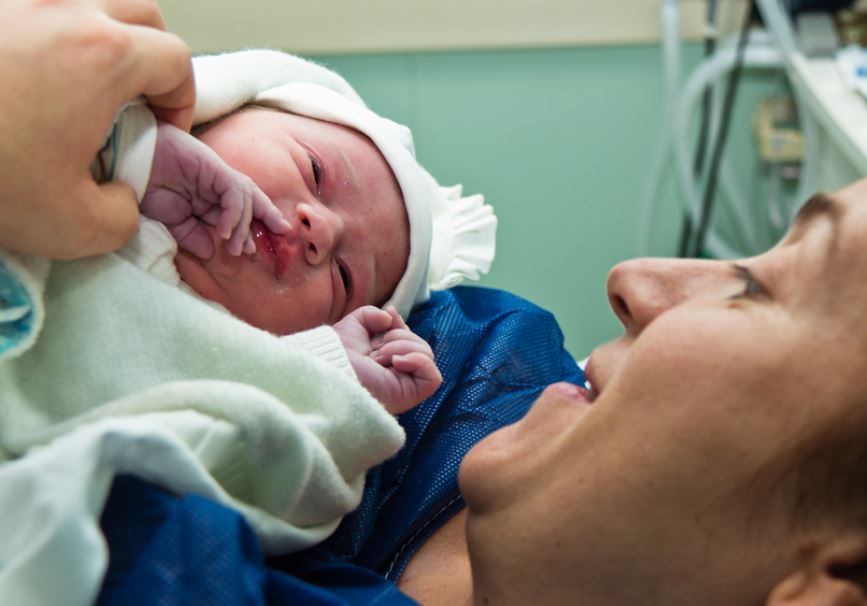 Mum posts photo of caesarean scar to PROVE she gave birth