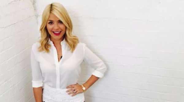 Holly Willoughby slays Halloween with perfect Harley Quinn...